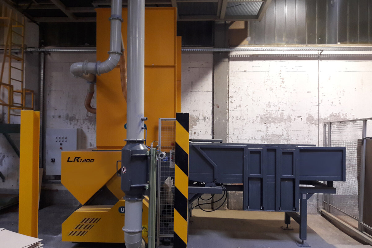 UNTHA News | EGGER | UNTHA shredding technology